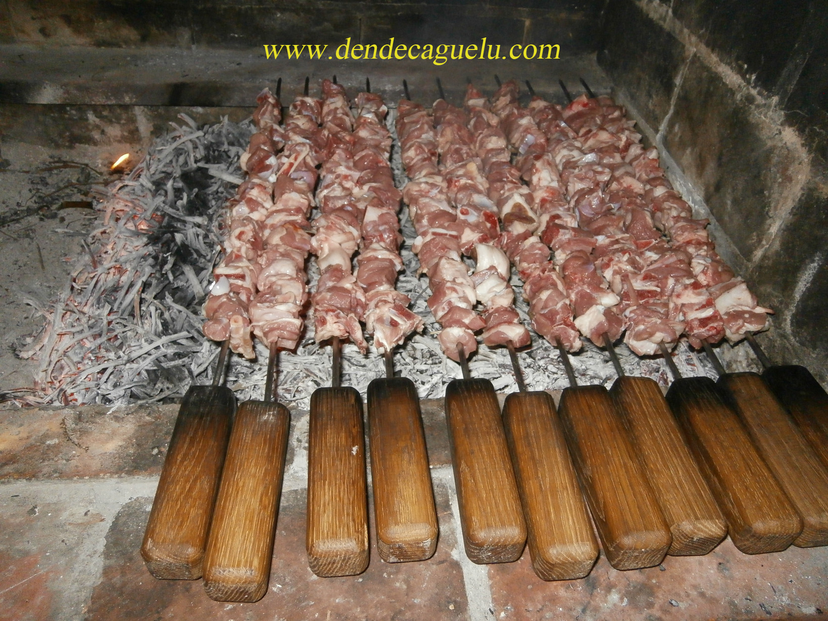 El pincho de lechazo en Traspinedo (Valladolid)